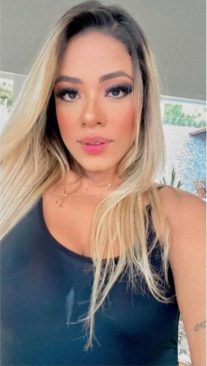 Amanda Gomes Massagem